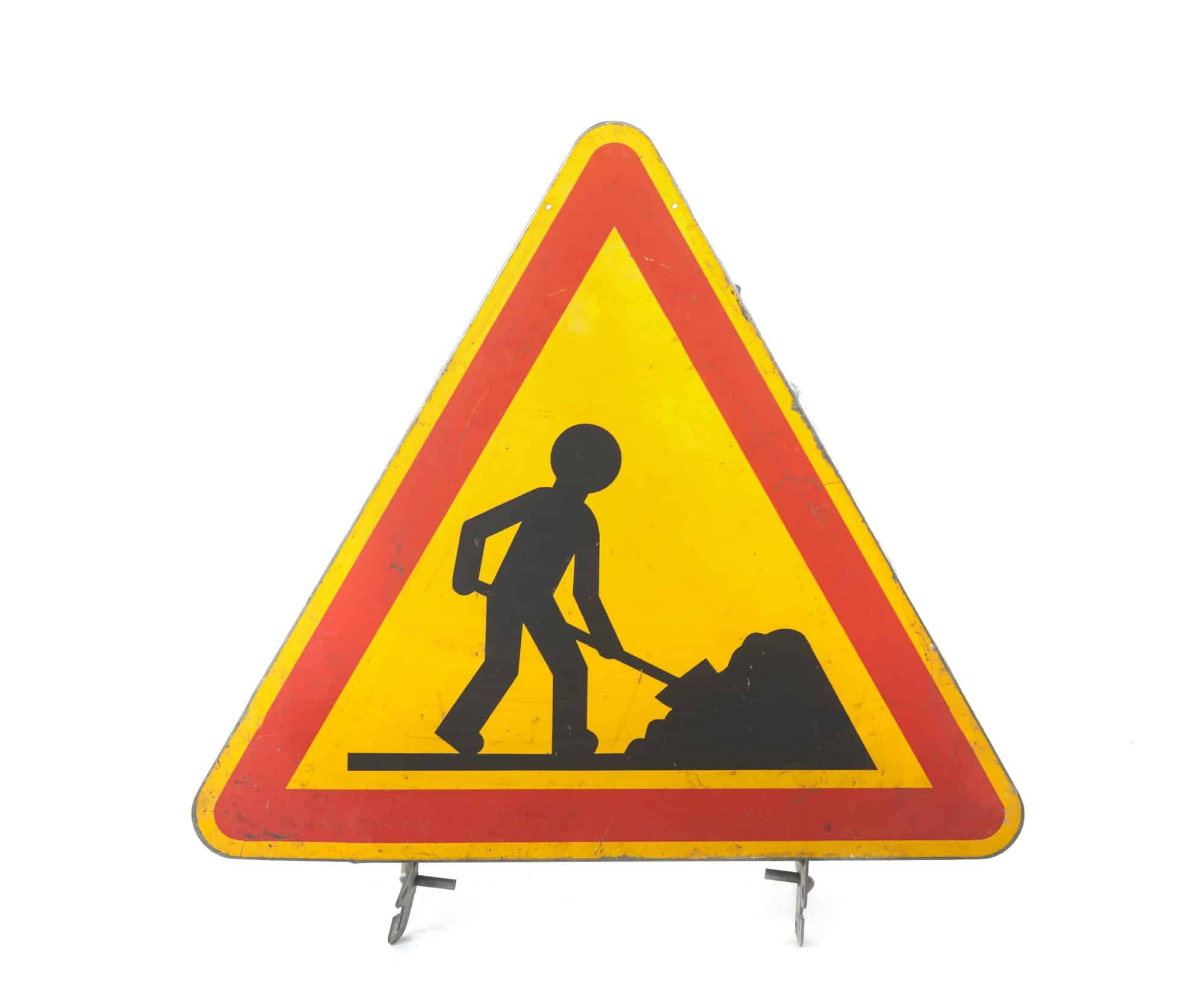 Guide pour comprendre les panneaux de travaux et leur signification